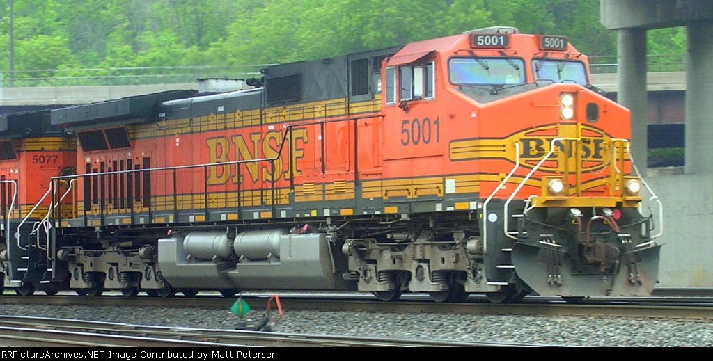 BNSF 5001